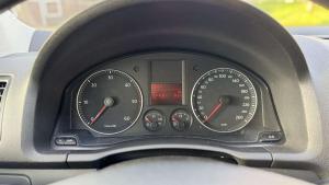 Blue Volkswagen Golf 2007 in Telschi, with an engine capacity of 1.90 L and mileage of 325 thousand km for 1850 €, photo 18 on AUTOMOTO.COM.LV
