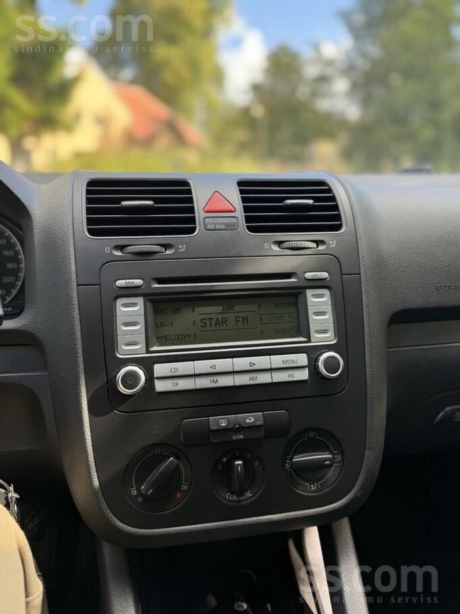 Zils Volkswagen Golf 2007 Kuldīga, ar dzinēja tilpumu 1.40 L un nobraukumu 177 tūkst. km par 1450 €, foto 10 vietnē AUTOMOTO.COM.LV