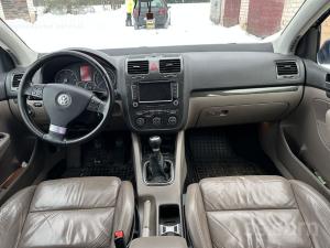 Zils Volkswagen Golf 2008 Rīga, ar dzinēja tilpumu 2.00 L un nobraukumu 294 tūkst. km par 3750 €, foto 9 vietnē AUTOMOTO.COM.LV
