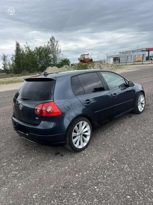 Zils Volkswagen Golf 2008 Viļņa, ar dzinēja tilpumu 2.00 L un nobraukumu 374 tūkst. km par 2200 €, foto 3 vietnē AUTOMOTO.COM.LV