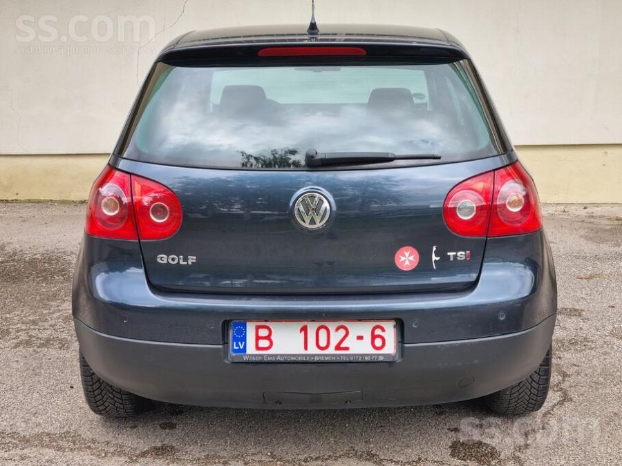 Zils Volkswagen Golf 2008 Ogre, ar dzinēja tilpumu 1.40 L un nobraukumu 260 tūkst. km par 3150 €, foto 8 vietnē AUTOMOTO.COM.LV