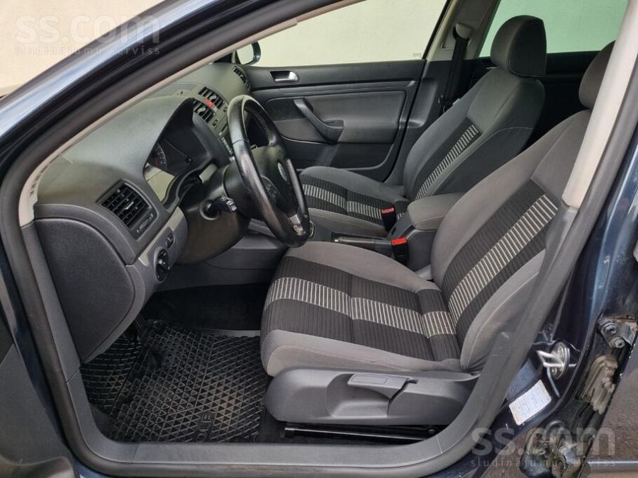 Zils Volkswagen Golf 2008 Ogre, ar dzinēja tilpumu 1.40 L un nobraukumu 260 tūkst. km par 3150 €, foto 11 vietnē AUTOMOTO.COM.LV