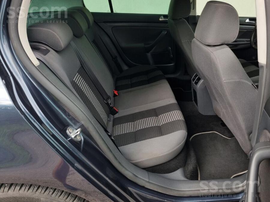 Zils Volkswagen Golf 2008 Ogre, ar dzinēja tilpumu 1.40 L un nobraukumu 260 tūkst. km par 3150 €, foto 12 vietnē AUTOMOTO.COM.LV