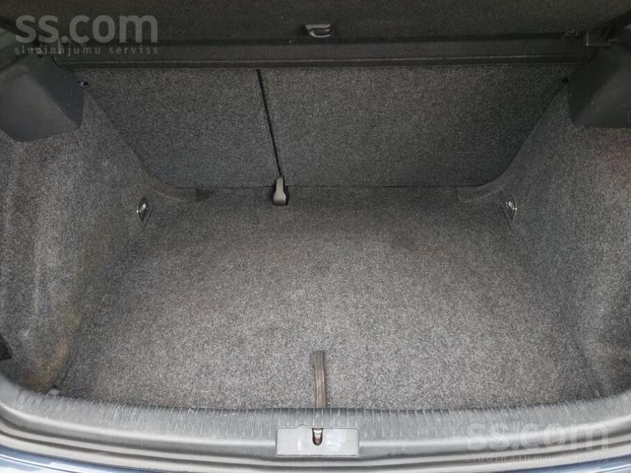 Zils Volkswagen Golf 2008 Ogre, ar dzinēja tilpumu 1.40 L un nobraukumu 260 tūkst. km par 3150 €, foto 18 vietnē AUTOMOTO.COM.LV