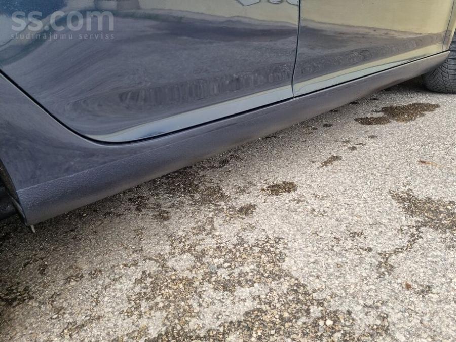 Zils Volkswagen Golf 2008 Ogre, ar dzinēja tilpumu 1.40 L un nobraukumu 260 tūkst. km par 3150 €, foto 22 vietnē AUTOMOTO.COM.LV