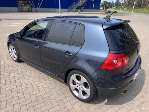 Zils Volkswagen Golf 2008 Rīga, ar dzinēja tilpumu 2.00 L un nobraukumu 246 tūkst. km par 3750 €, foto 2 vietnē AUTOMOTO.COM.LV