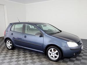 Blue Volkswagen Golf 2008 in Tallinn, with an engine capacity of 1.40 L and mileage of 259 thousand km for 999 €, photo  on AUTOMOTO.COM.LV