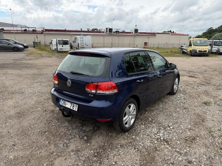Zils Volkswagen Golf 2008 Rēzekne, ar dzinēja tilpumu 2.00 L un nobraukumu 0 tūkst. km par 3750 €, foto 8 vietnē AUTOMOTO.COM.LV