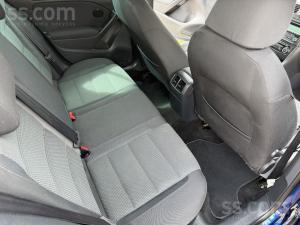 Zils Volkswagen Golf 2008 Rēzekne, ar dzinēja tilpumu 2.00 L un nobraukumu 0 tūkst. km par 3750 €, foto 13 vietnē AUTOMOTO.COM.LV