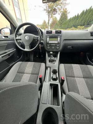Zils Volkswagen Golf 2008 Jelgava, ar dzinēja tilpumu 2.00 L un nobraukumu 340 tūkst. km par 2200 €, foto 10 vietnē AUTOMOTO.COM.LV