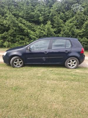 Blue Volkswagen Golf 2008 in Elektrenai, with an engine capacity of 1.90 L and mileage of 412 thousand km for 1000 €, photo 4 on AUTOMOTO.COM.LV