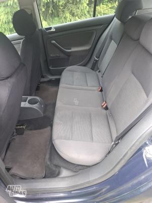 Blue Volkswagen Golf 2008 in Elektrenai, with an engine capacity of 1.90 L and mileage of 412 thousand km for 1000 €, photo 12 on AUTOMOTO.COM.LV