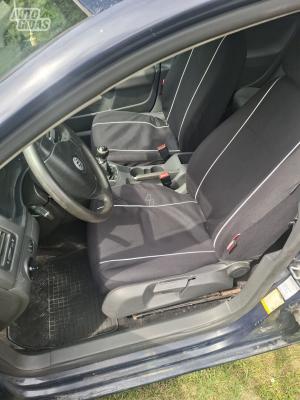 Blue Volkswagen Golf 2008 in Elektrenai, with an engine capacity of 1.90 L and mileage of 412 thousand km for 1000 €, photo 14 on AUTOMOTO.COM.LV