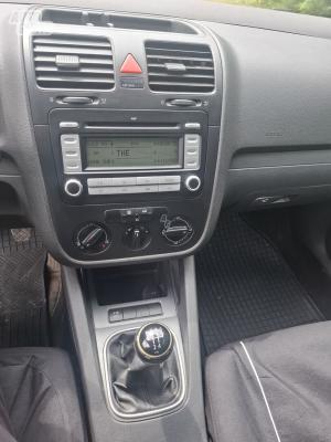 Blue Volkswagen Golf 2008 in Elektrenai, with an engine capacity of 1.90 L and mileage of 412 thousand km for 1000 €, photo 16 on AUTOMOTO.COM.LV