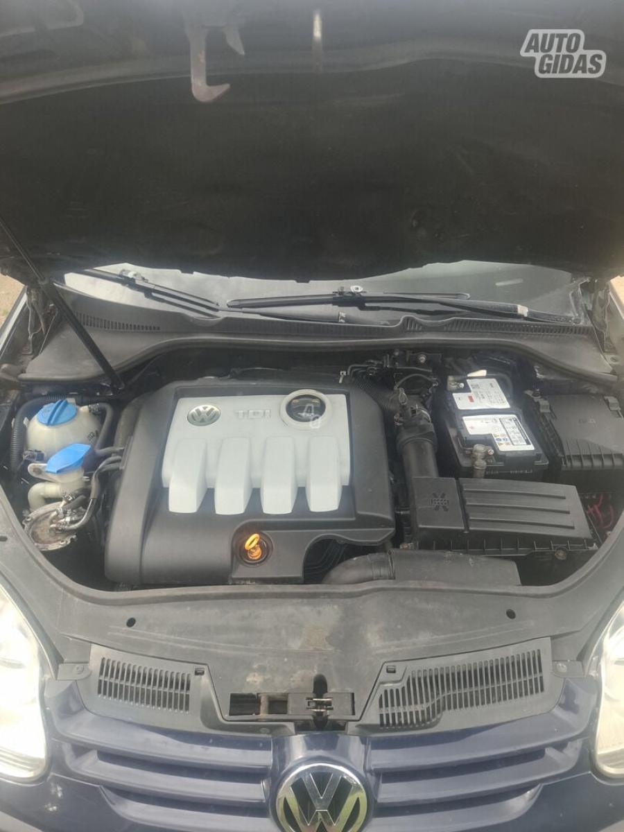 Blue Volkswagen Golf 2008 in Elektrenai, with an engine capacity of 1.90 L and mileage of 412 thousand km for 1000 €, photo 18 on AUTOMOTO.COM.LV