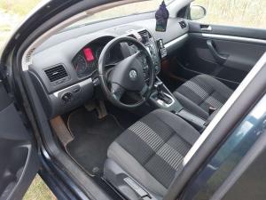 Blue Volkswagen Golf 2008 in Alytus, with an engine capacity of 1.39 L and mileage of 249 thousand km for 3200 €, photo 12 on AUTOMOTO.COM.LV