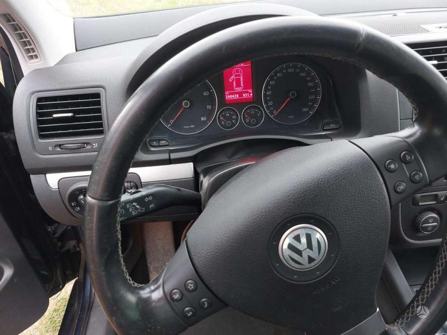 Blue Volkswagen Golf 2008 in Alytus, with an engine capacity of 1.39 L and mileage of 249 thousand km for 3200 €, photo 13 on AUTOMOTO.COM.LV