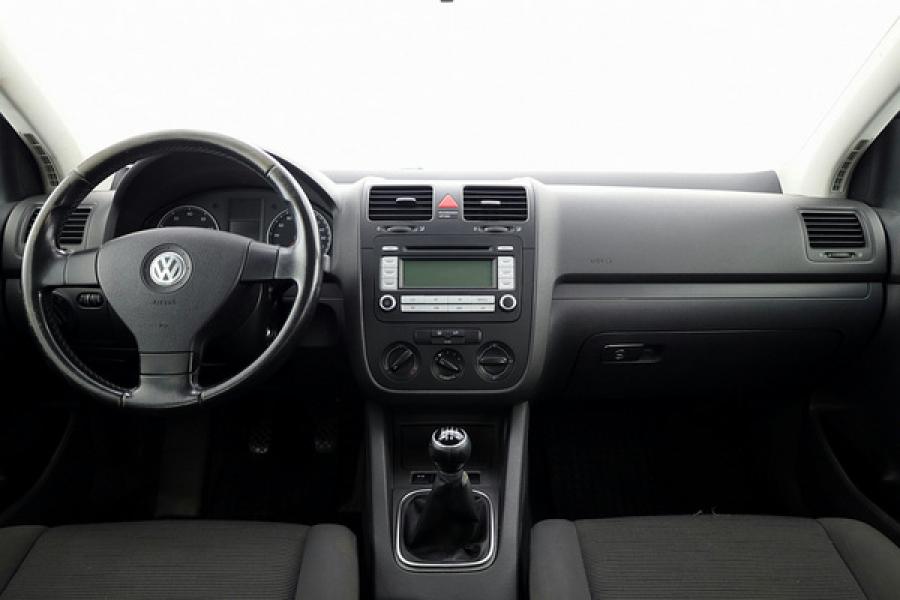 Blue Volkswagen Golf 2008 in Tallinn, with an engine capacity of 1.40 L and mileage of 259 thousand km for 899 €, photo 6 on AUTOMOTO.COM.LV