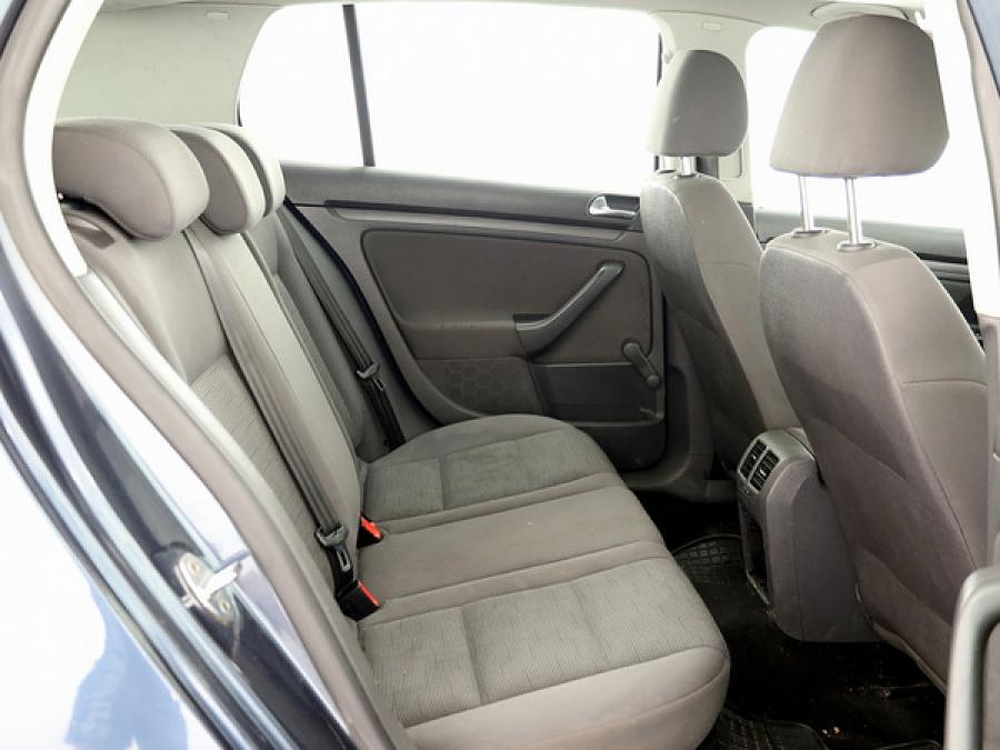 Blue Volkswagen Golf 2008 in Tallinn, with an engine capacity of 1.40 L and mileage of 259 thousand km for 899 €, photo 8 on AUTOMOTO.COM.LV