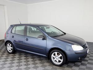 Blue Volkswagen Golf 2008 in Tallinn, with an engine capacity of 1.40 L and mileage of 259 thousand km for 899 €, photo 9 on AUTOMOTO.COM.LV