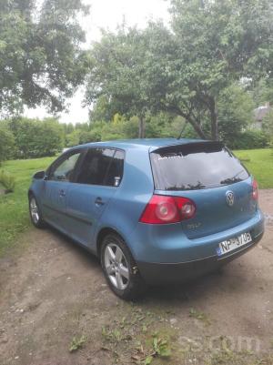 Zils Volkswagen Golf 2008 Limbaži, ar dzinēja tilpumu 1.90 L un nobraukumu 345 tūkst. km par 550 €, foto 5 vietnē AUTOMOTO.COM.LV