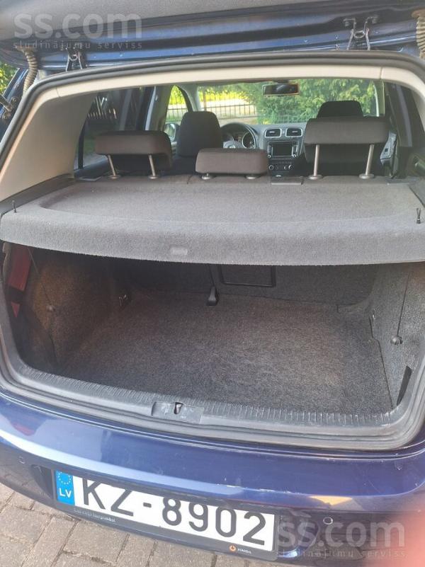 Blue Volkswagen Golf 2008 in Riga, with an engine capacity of 2.00 L and mileage of 261 thousand km for 2000 €, photo 4 on AUTOMOTO.COM.LV