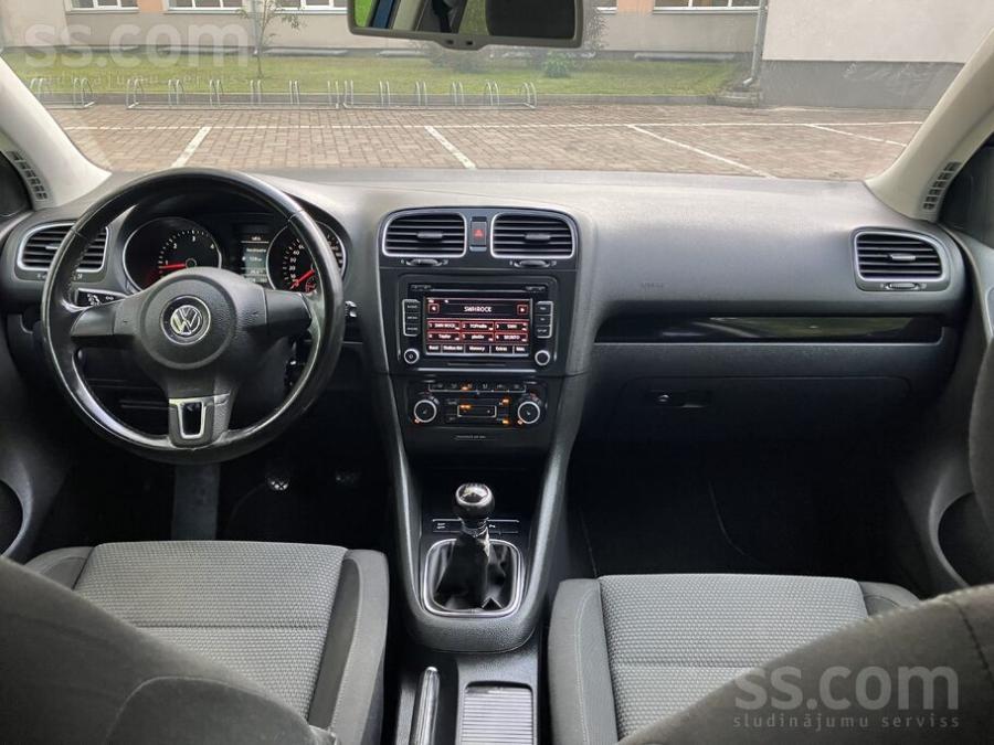 Zils Volkswagen Golf 2008 Jelgava, ar dzinēja tilpumu 2.00 L un nobraukumu 261 tūkst. km par 3450 €, foto 15 vietnē AUTOMOTO.COM.LV
