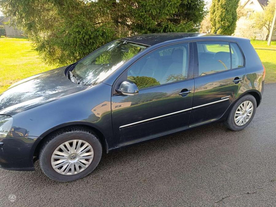 Blue Volkswagen Golf 2008 in Rokiskis, with an engine capacity of 1.60 L and mileage of 192 thousand km for 2100 €, photo 4 on AUTOMOTO.COM.LV