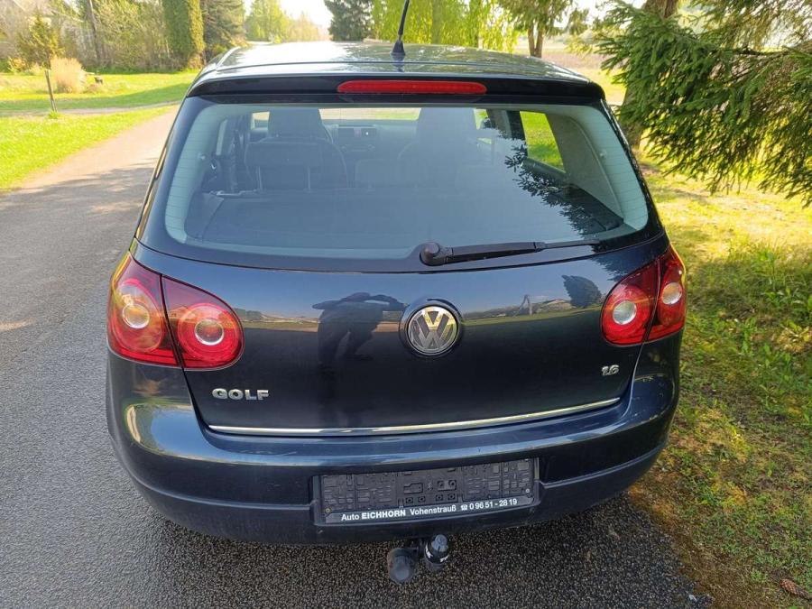 Blue Volkswagen Golf 2008 in Rokiskis, with an engine capacity of 1.60 L and mileage of 192 thousand km for 2100 €, photo 5 on AUTOMOTO.COM.LV