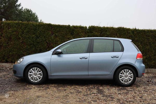 Zils Volkswagen Golf 2009 Alīta, ar dzinēja tilpumu 2.00 L un nobraukumu 267 tūkst. km par 3450 €, foto 7 vietnē AUTOMOTO.COM.LV