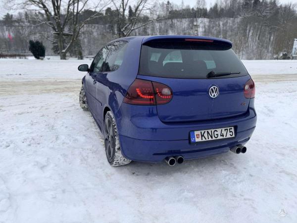 Zils Volkswagen Golf 2009 Viļņa, ar dzinēja tilpumu 1.98 L un nobraukumu 290 tūkst. km par 3950 €, foto 5 vietnē AUTOMOTO.COM.LV