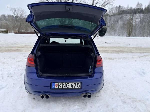 Zils Volkswagen Golf 2009 Viļņa, ar dzinēja tilpumu 1.98 L un nobraukumu 290 tūkst. km par 3950 €, foto 7 vietnē AUTOMOTO.COM.LV