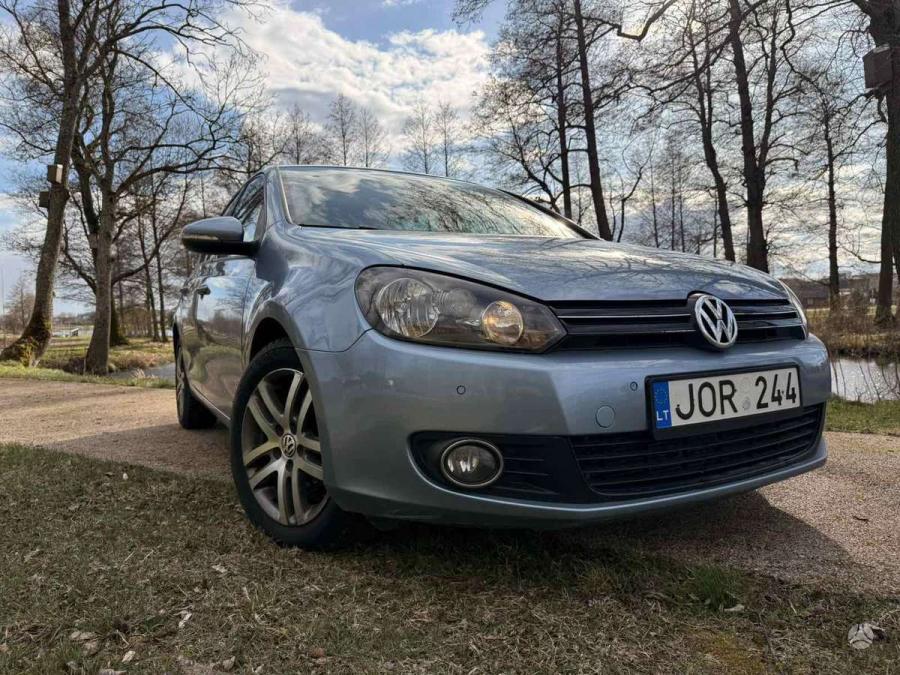 Zils Volkswagen Golf 2009 Viļņa, ar dzinēja tilpumu 1.60 L un nobraukumu 259 tūkst. km par 3800 €, foto 14 vietnē AUTOMOTO.COM.LV