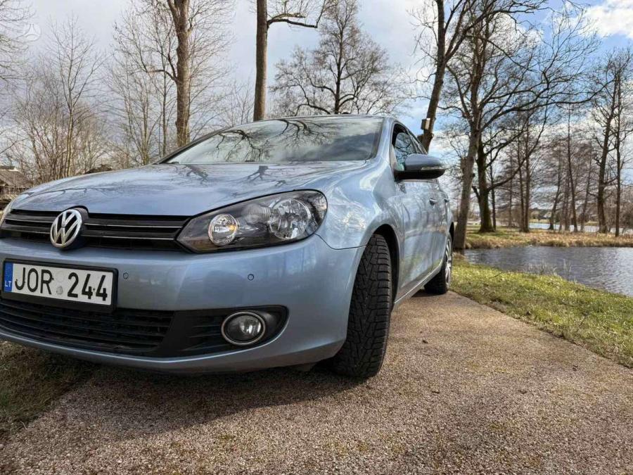 Zils Volkswagen Golf 2009 Viļņa, ar dzinēja tilpumu 1.60 L un nobraukumu 259 tūkst. km par 3800 €, foto 16 vietnē AUTOMOTO.COM.LV