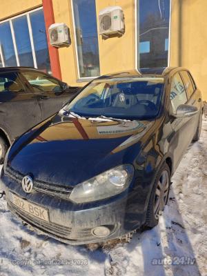 Zils Volkswagen Golf 2009 Tallina, ar dzinēja tilpumu 1.40 L un nobraukumu 199 tūkst. km par 2300 €, foto 3 vietnē AUTOMOTO.COM.LV