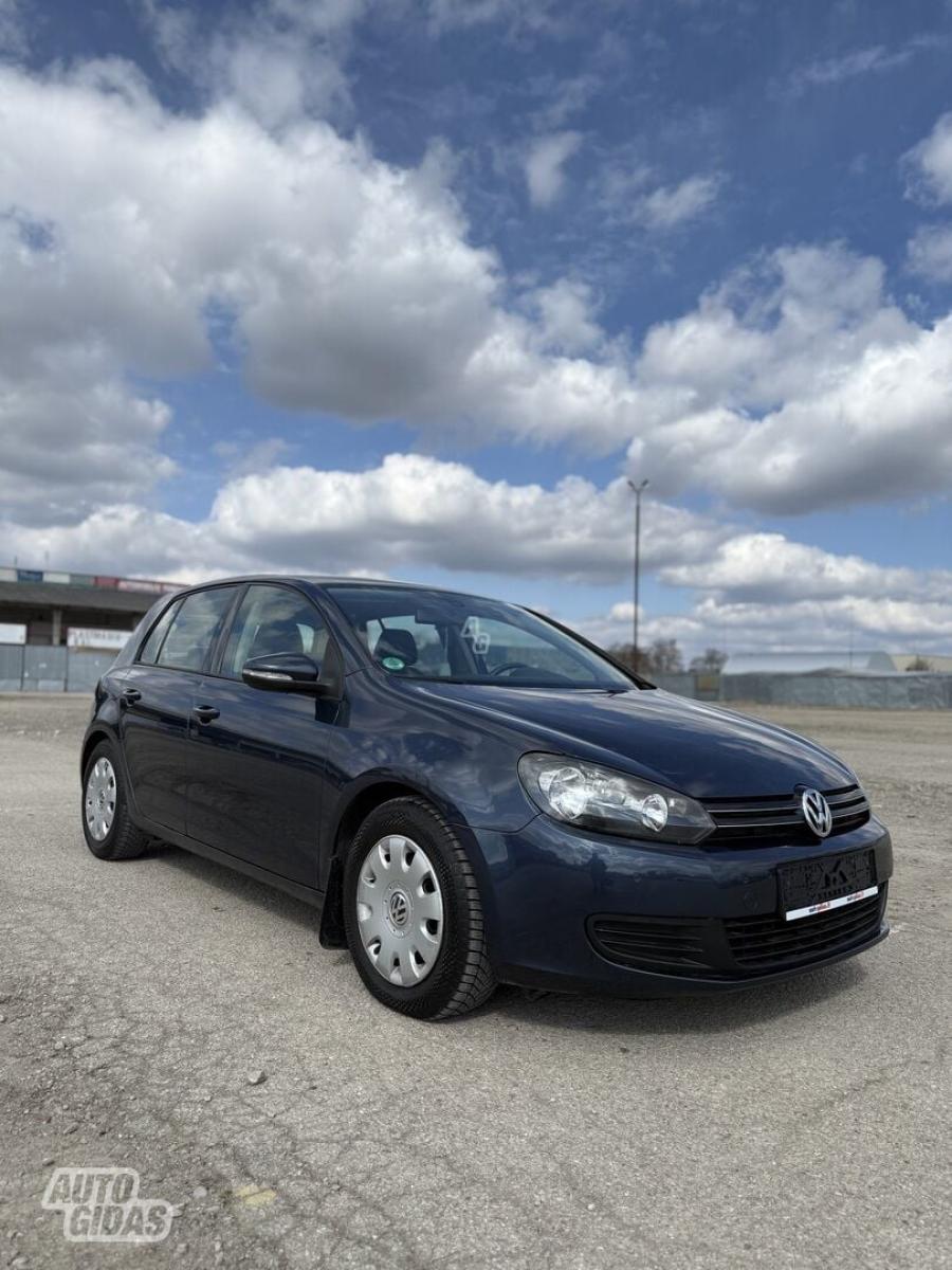 Zils Volkswagen Golf 2009 Šauļi, ar dzinēja tilpumu 2.00 L un nobraukumu 208 tūkst. km par 3850 €, foto 1 vietnē AUTOMOTO.COM.LV