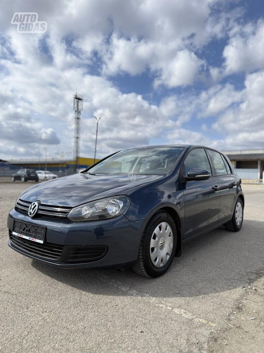 Zils Volkswagen Golf 2009 Šauļi, ar dzinēja tilpumu 2.00 L un nobraukumu 208 tūkst. km par 3850 €, foto 5 vietnē AUTOMOTO.COM.LV