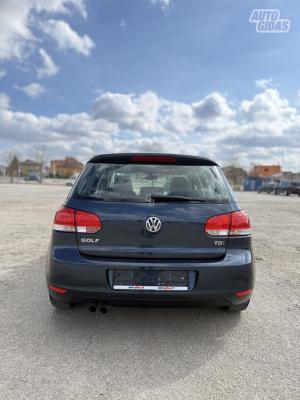 Zils Volkswagen Golf 2009 Šauļi, ar dzinēja tilpumu 2.00 L un nobraukumu 208 tūkst. km par 3850 €, foto 9 vietnē AUTOMOTO.COM.LV