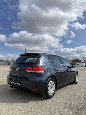 Zils Volkswagen Golf 2009 Šauļi, ar dzinēja tilpumu 2.00 L un nobraukumu 208 tūkst. km par 3850 €, foto 10 vietnē AUTOMOTO.COM.LV