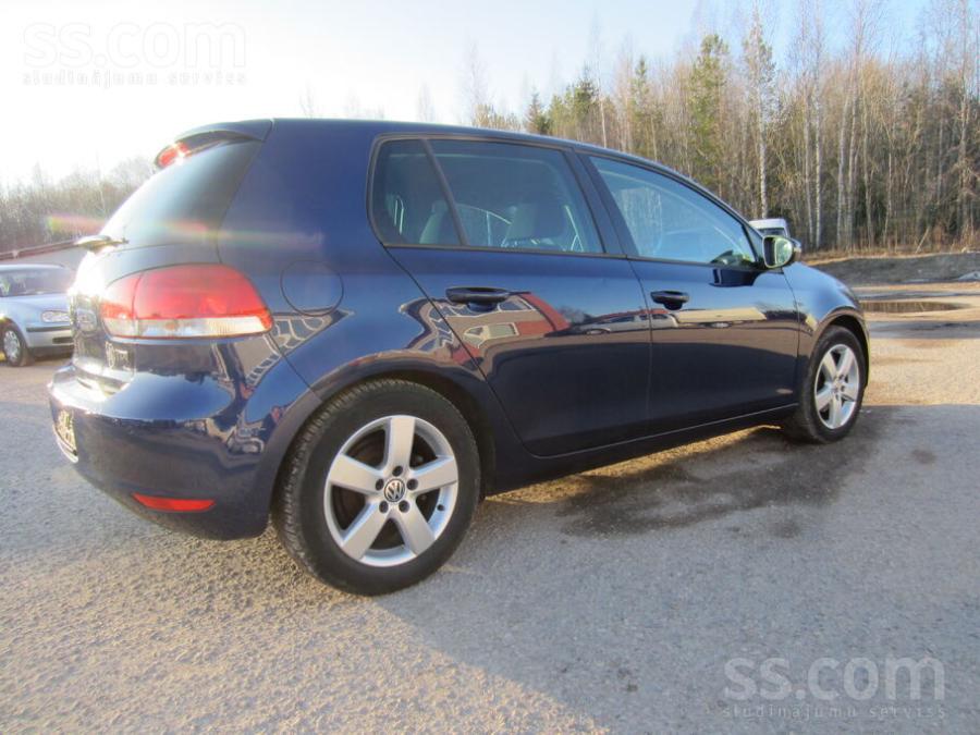 Zils Volkswagen Golf 2009 Liepāja, ar dzinēja tilpumu 2.00 L un nobraukumu 151 tūkst. km par 4800 €, foto 1 vietnē AUTOMOTO.COM.LV