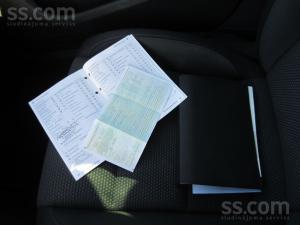 Zils Volkswagen Golf 2009 Liepāja, ar dzinēja tilpumu 2.00 L un nobraukumu 151 tūkst. km par 4800 €, foto 12 vietnē AUTOMOTO.COM.LV