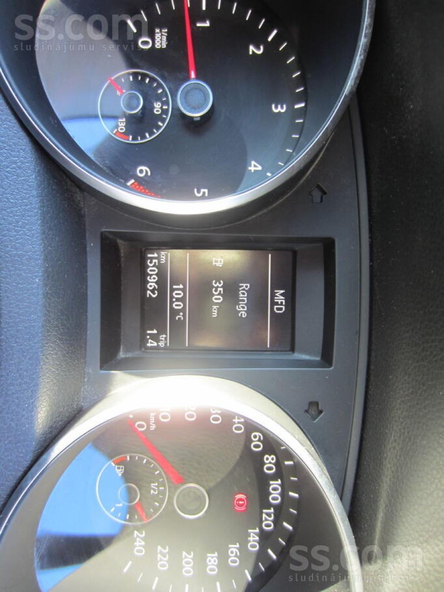 Zils Volkswagen Golf 2009 Liepāja, ar dzinēja tilpumu 2.00 L un nobraukumu 151 tūkst. km par 4800 €, foto 13 vietnē AUTOMOTO.COM.LV