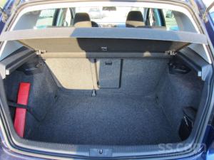 Zils Volkswagen Golf 2009 Liepāja, ar dzinēja tilpumu 2.00 L un nobraukumu 151 tūkst. km par 4800 €, foto 21 vietnē AUTOMOTO.COM.LV