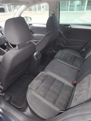 Blue Volkswagen Golf 2009 in Alytus, with an engine capacity of 1.97 L and mileage of 386 thousand km for 3799 €, photo 11 on AUTOMOTO.COM.LV