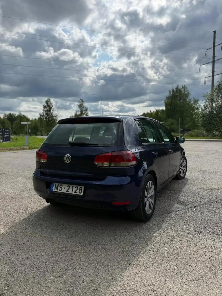 Blue Volkswagen Golf 2009 in Riga, with an engine capacity of 2.00 L and mileage of 268 thousand km for 2900 €, photo 5 on AUTOMOTO.COM.LV
