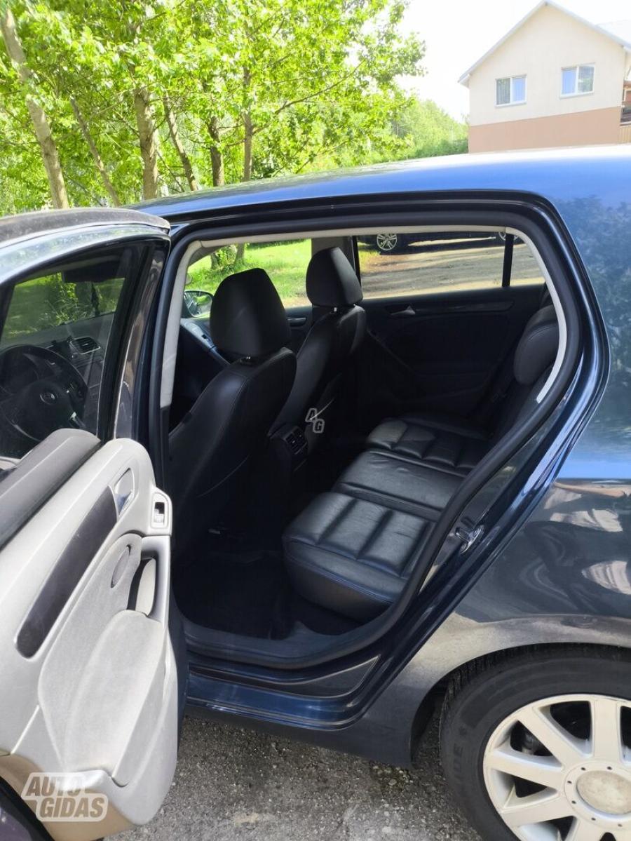Zils Volkswagen Golf 2009 Kauņa, ar dzinēja tilpumu 2.00 L un nobraukumu 227 tūkst. km par 3200 €, foto 13 vietnē AUTOMOTO.COM.LV