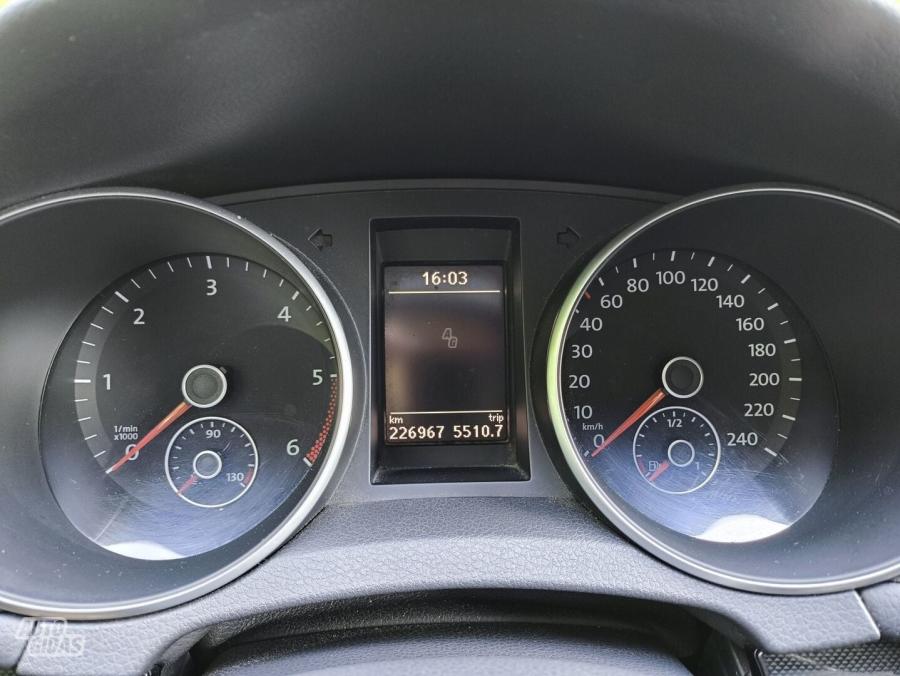 Blue Volkswagen Golf 2009 in Kaunas, with an engine capacity of 2.00 L and mileage of 227 thousand km for 3200 €, photo 17 on AUTOMOTO.COM.LV