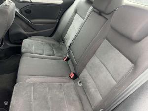 Blue Volkswagen Golf 2009 in Vilnius, with an engine capacity of 1.97 L and mileage of 370 thousand km for 2100 €, photo 10 on AUTOMOTO.COM.LV