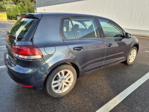Zils Volkswagen Golf 2009 Viļņa, ar dzinēja tilpumu 2.00 L un nobraukumu 406 tūkst. km par 2800 €, foto 5 vietnē AUTOMOTO.COM.LV
