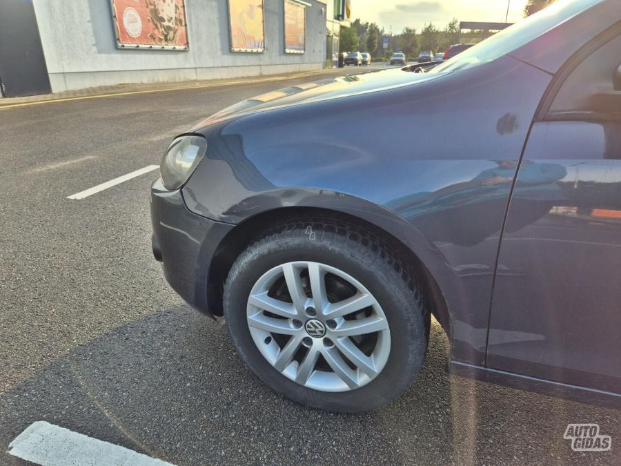Zils Volkswagen Golf 2009 Viļņa, ar dzinēja tilpumu 2.00 L un nobraukumu 406 tūkst. km par 2800 €, foto 10 vietnē AUTOMOTO.COM.LV